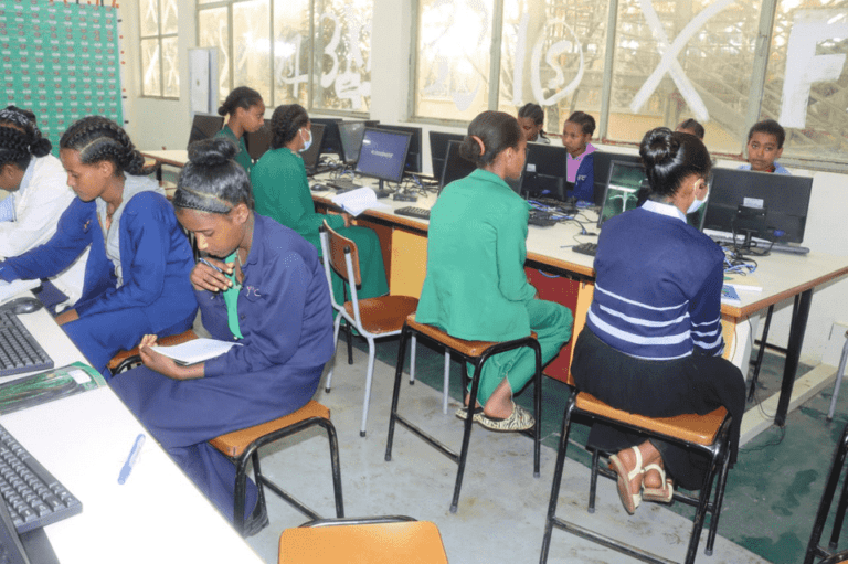 About Us – STEM Synergy